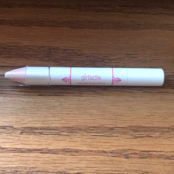 Girlactik | Makeup | Girlactic Invisible Primereraser Liner | Poshmark